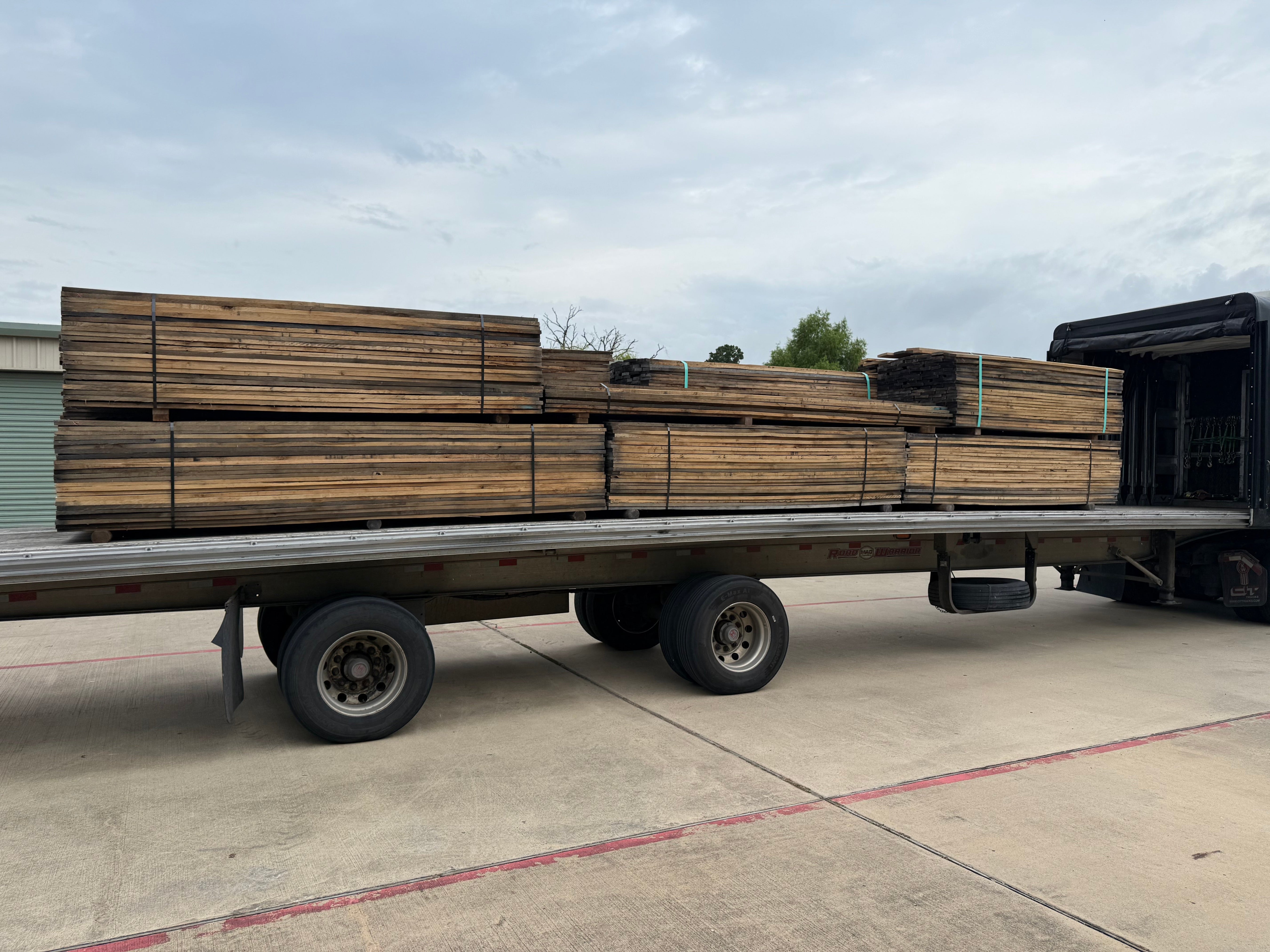 20 TONS of White Oak! — Wood Flippers